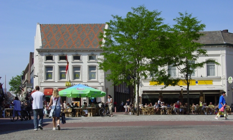 Weert viert 600 jarig bestaan - Nederweert24