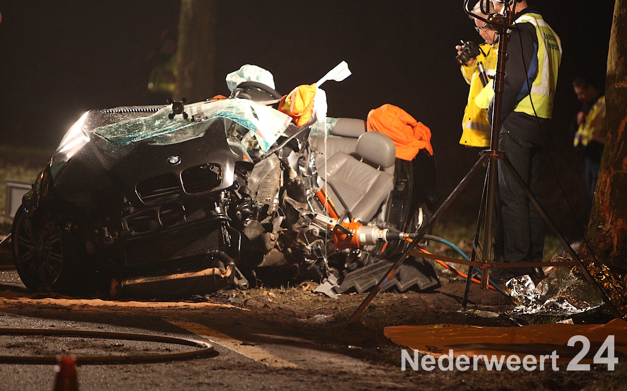 Zwaar ongeval op Ringbaan Oost in Weert (foto's) - Nederweert24