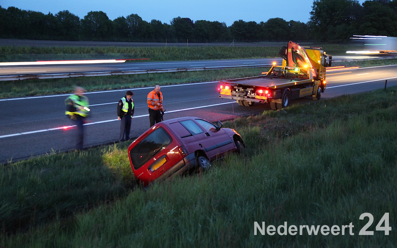 Eenzijdig ongeval op A2 - Nederweert24