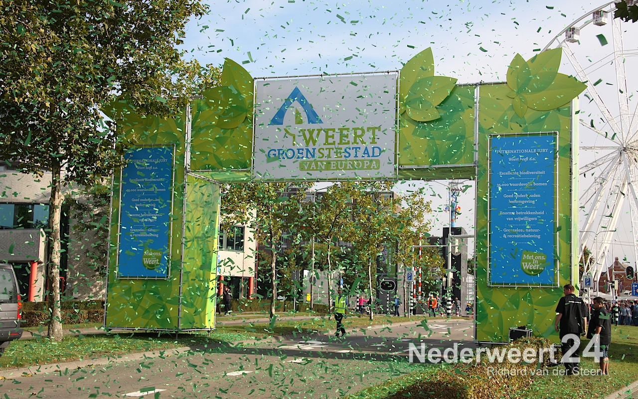 Weert Groenste stad van Europa geopend met Flyboarders (Foto's ...