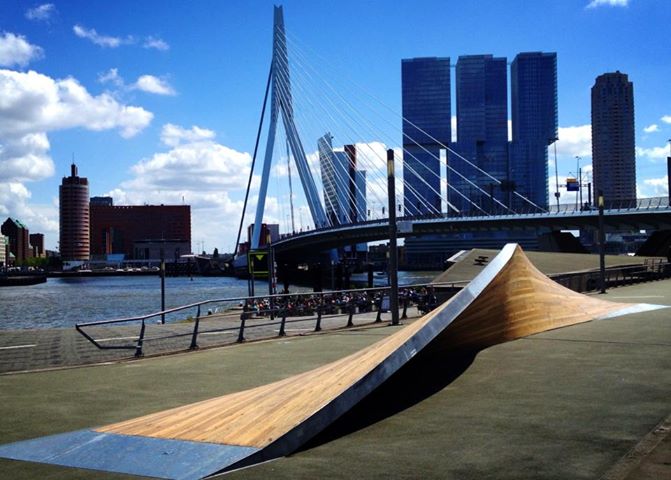 Verzinkerij van Aert draagt bij aan kunstwerk TWIST en SHOUT - Nederweert24