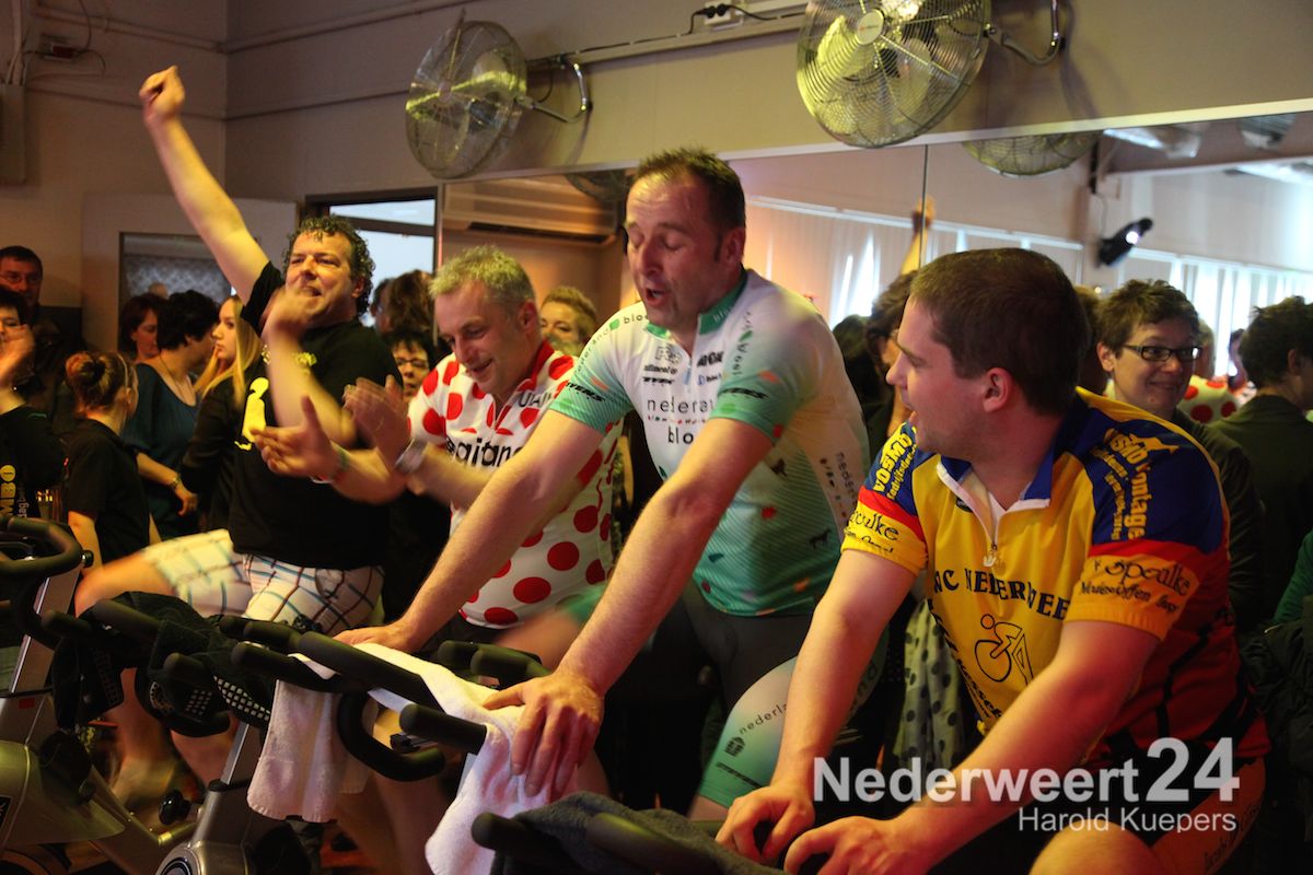 Spinningmarathon voor Team Michelle (Foto’s) - Nederweert24