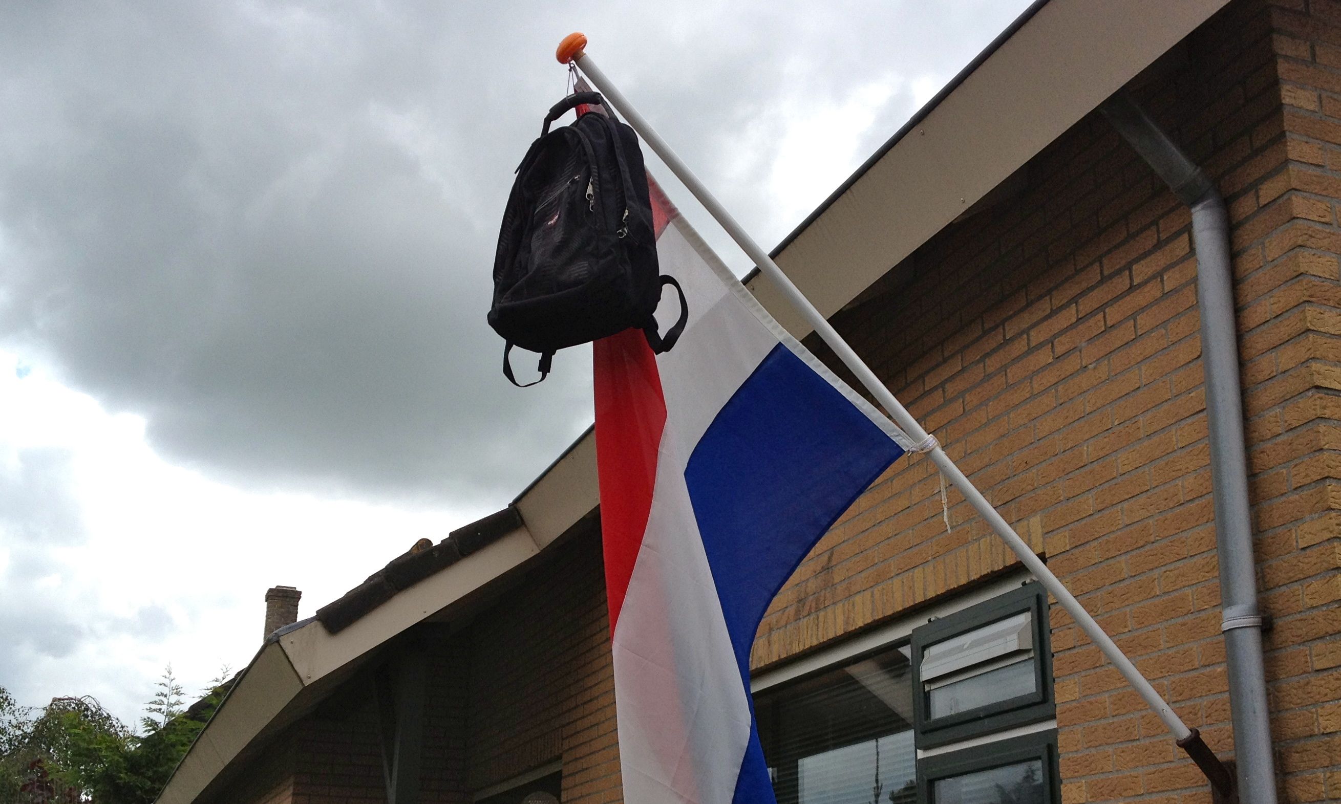 Vlag gestolen - Nederweert24