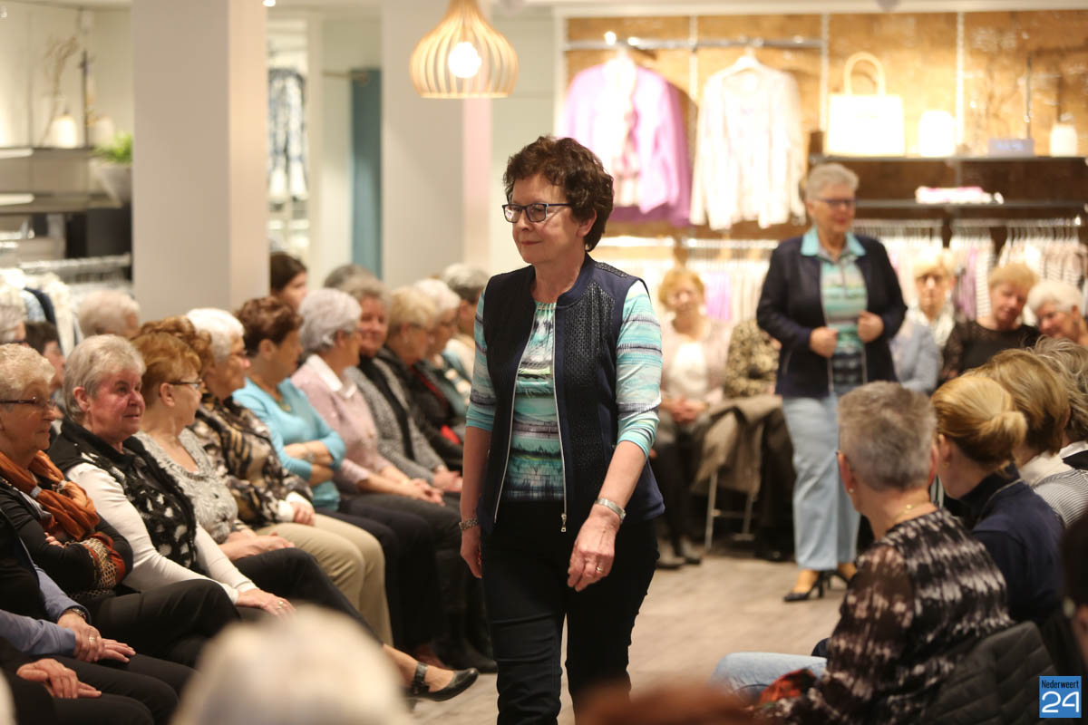 Voorjaarsmodeshow InBtween - Nederweert24