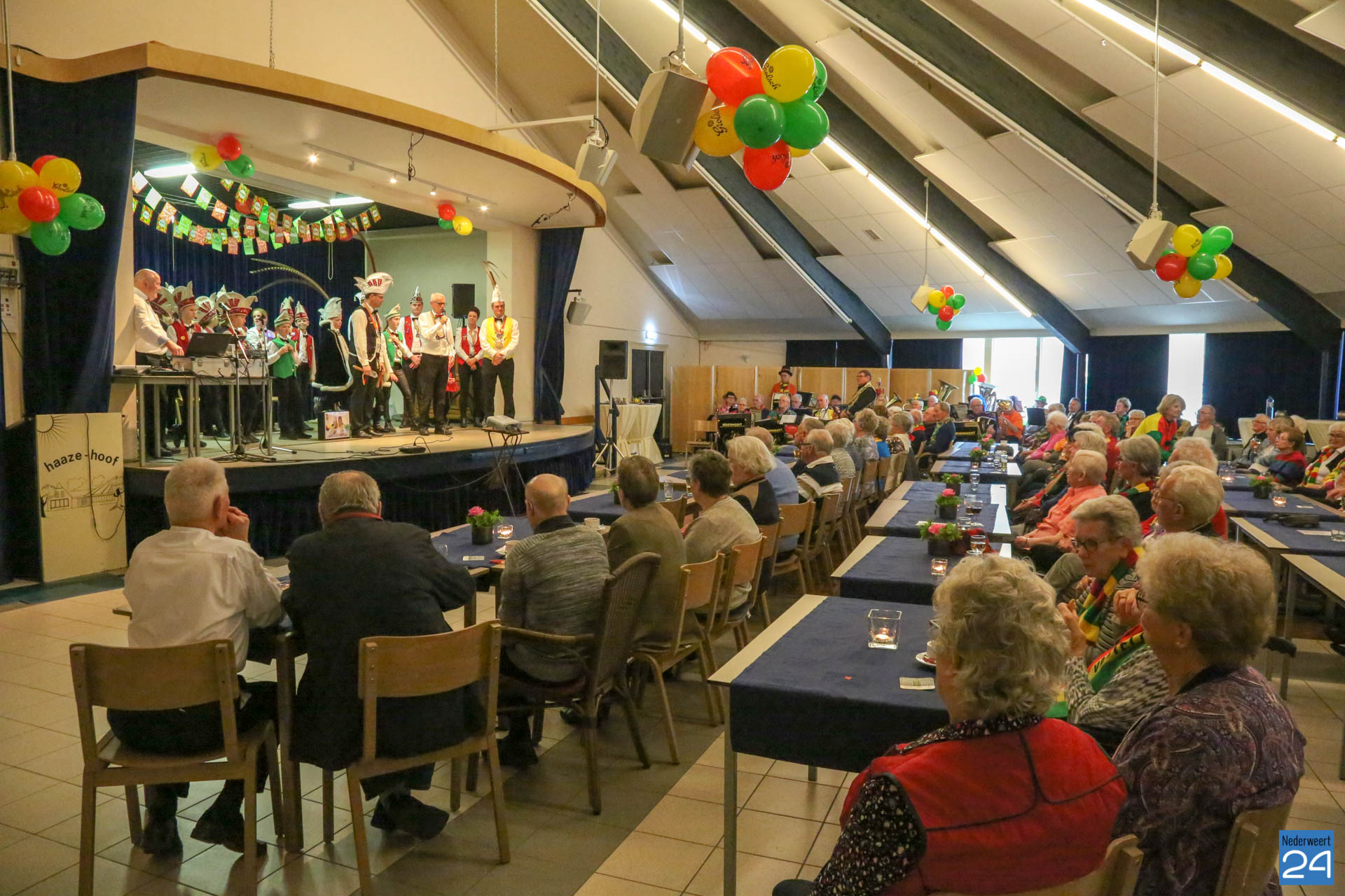Gezellige carnavalsmiddag in Haaze-Hoof (Foto's) - Nederweert24