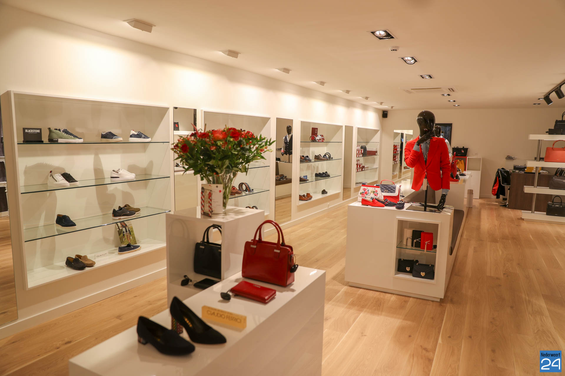 Shoezz by Glamz in Weert - Nederweert24