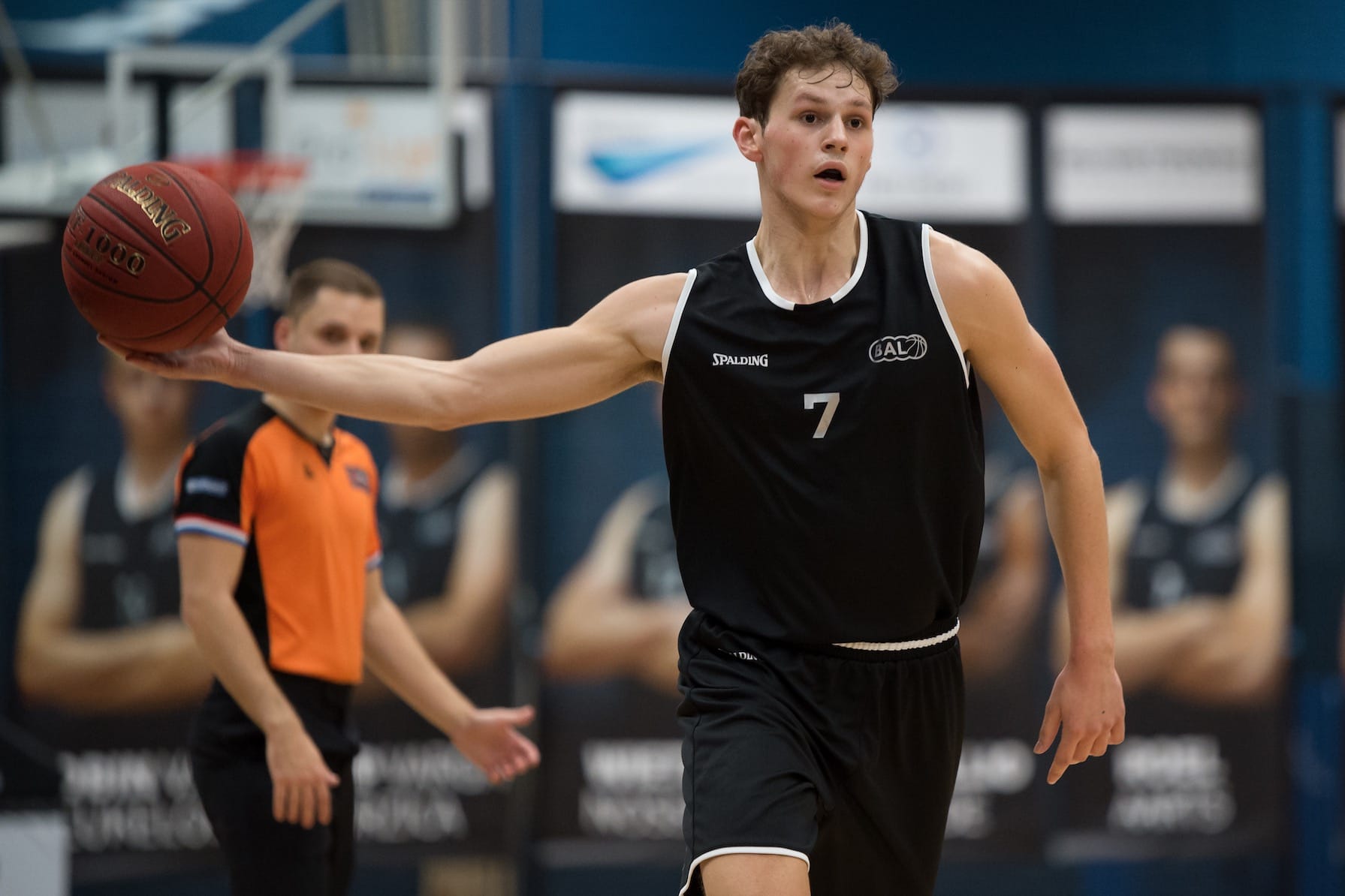 Sander Hollanders speelt ook komende 2,5 jaar voor BAL - Nederweert24