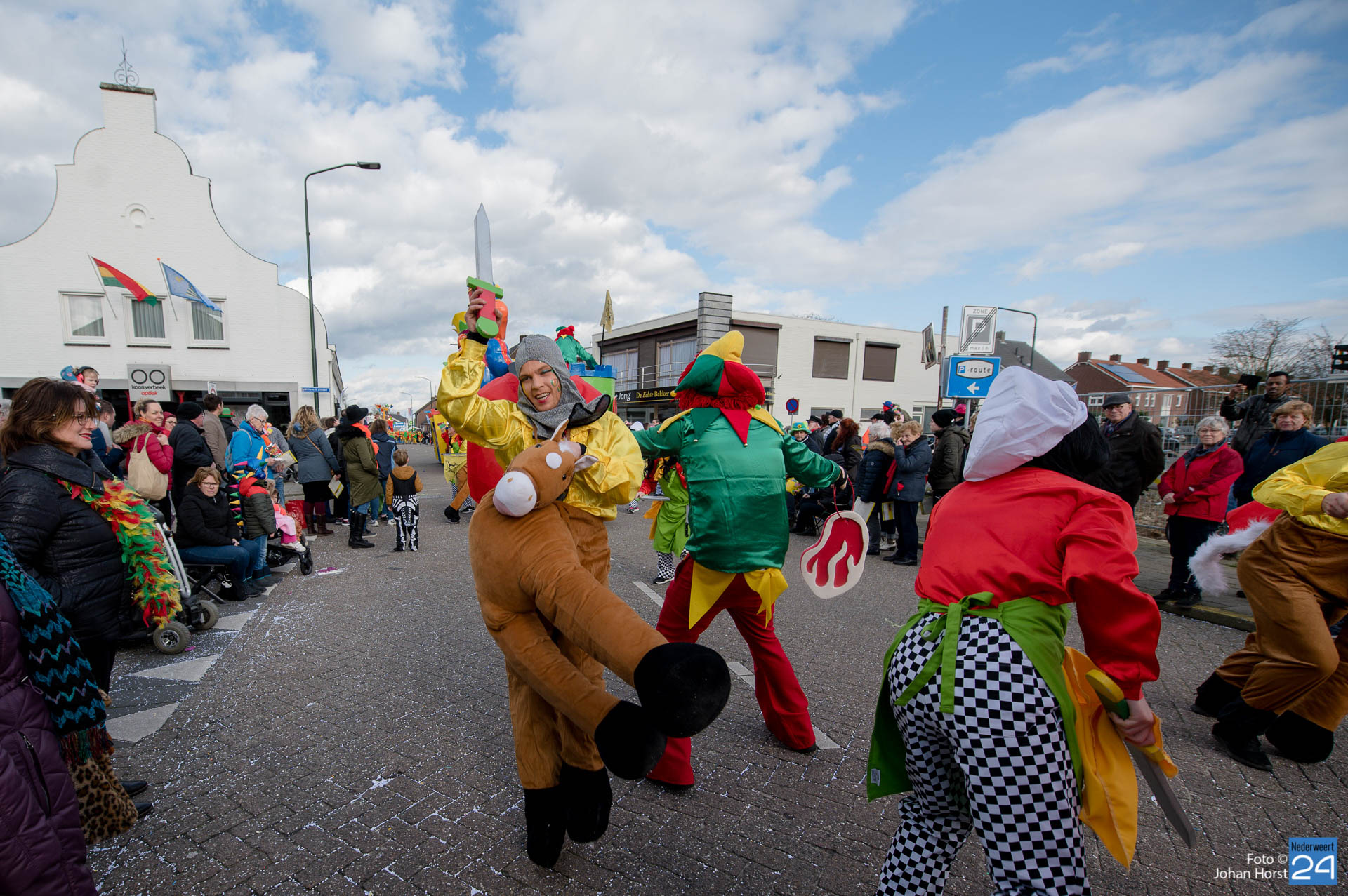 Optocht Budel in beeld (Foto's) - Nederweert24