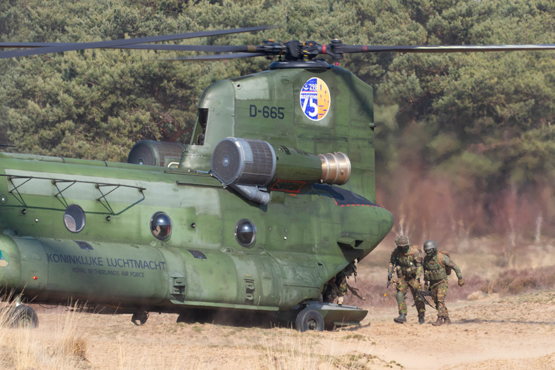 11 Luchtmobiel Brigade oefent boven Weerterheide - Nederweert24