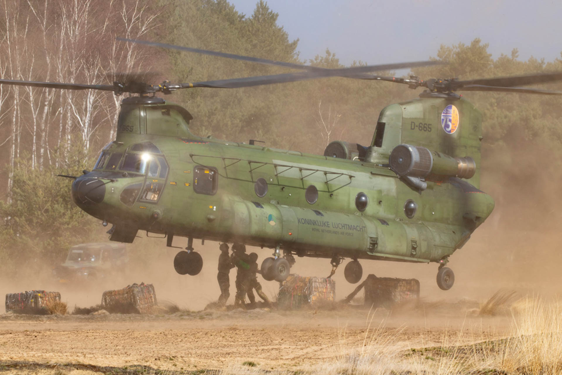11 Luchtmobiel Brigade oefent boven Weerterheide - Nederweert24