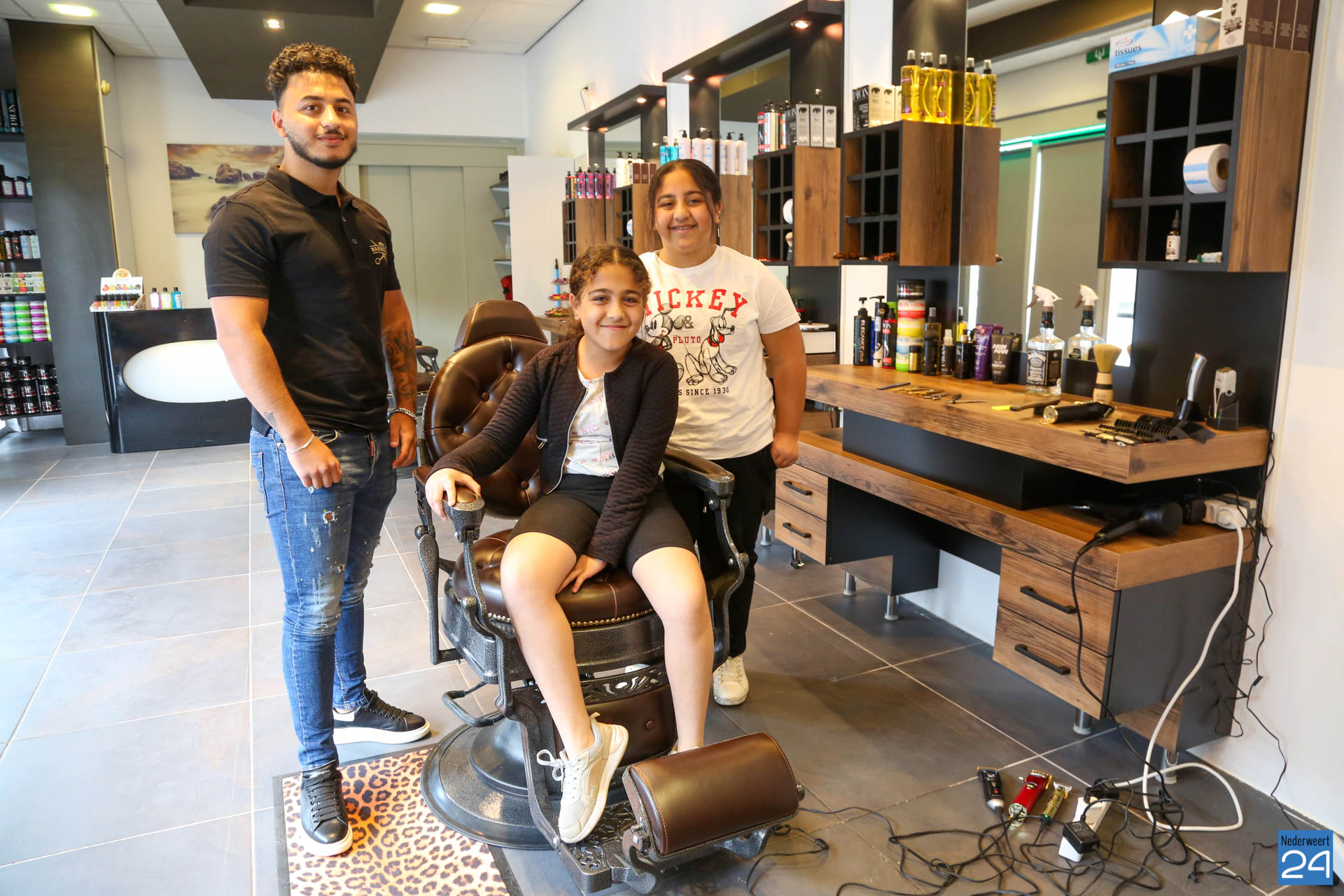 Mohamad (19) opent 'Barber Mo' in de Brugstraat van Nederweert ...