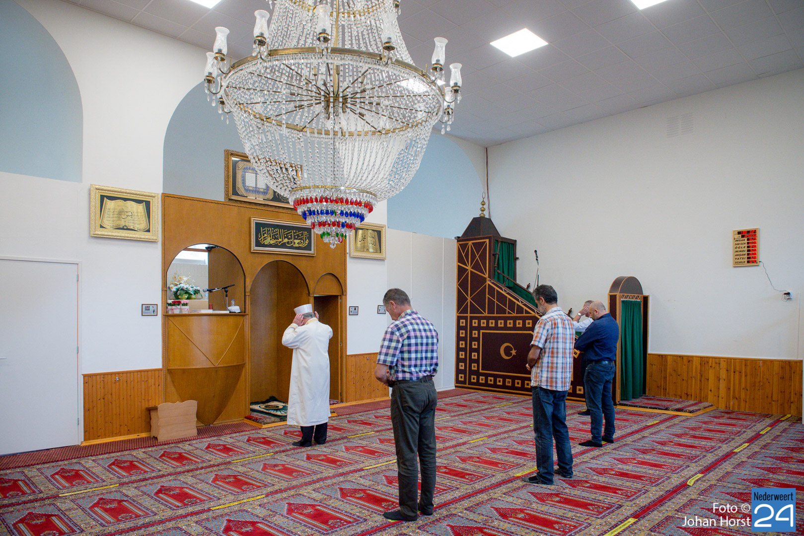 Een bezoekje aan de Turkse moskee tijdens Open Monumentendag (Foto's ...