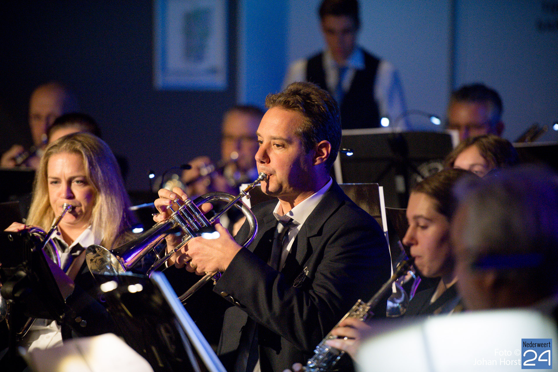 Rob Mennen op verzoek op bezoek bij Fanfare Ellona - Nederweert24