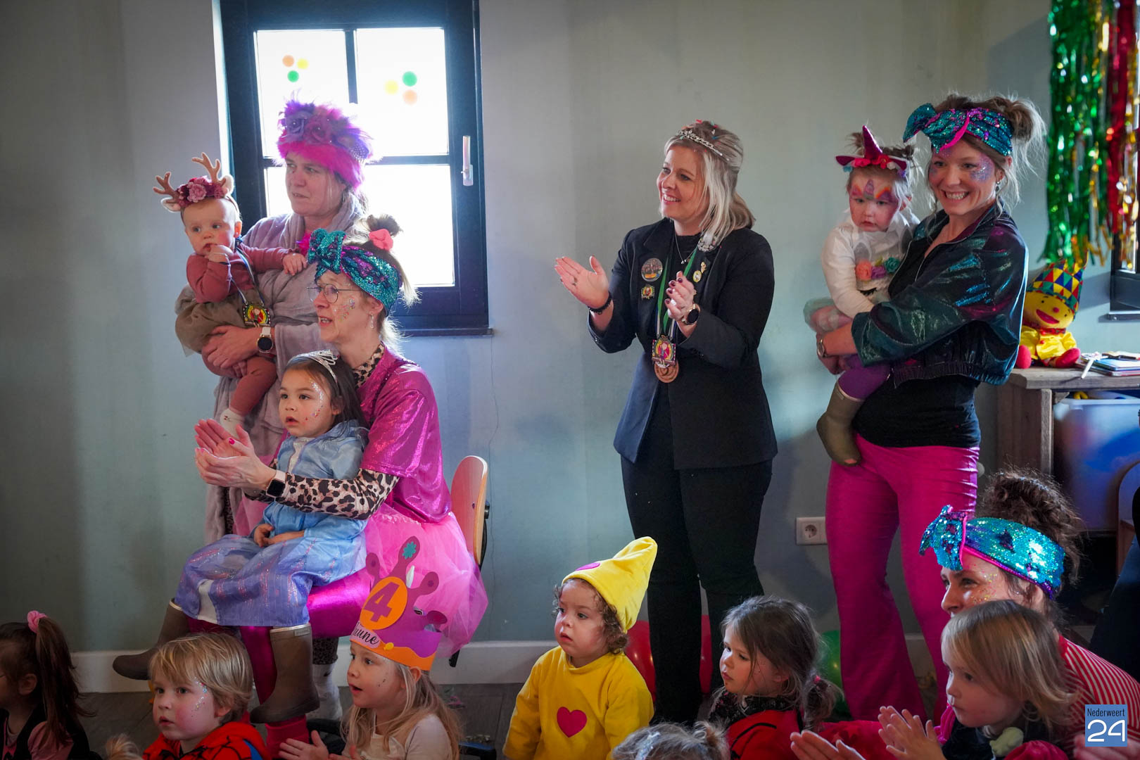 Prins Frank I en Prinses Loes op bezoek bij de Hummelhoeve - Nederweert24
