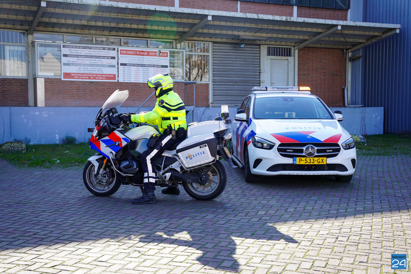 Man gewond na val van dak bedrijfspand Industriekade Weert - Nederweert24