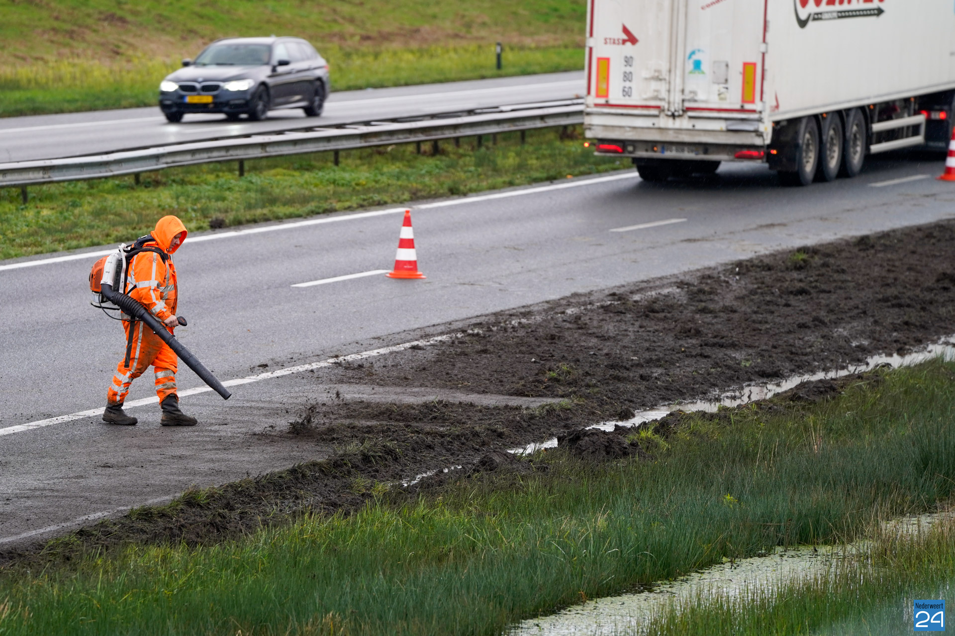 Flinke file door nasleep incident op snelweg A2 tussen Nederweert en ...