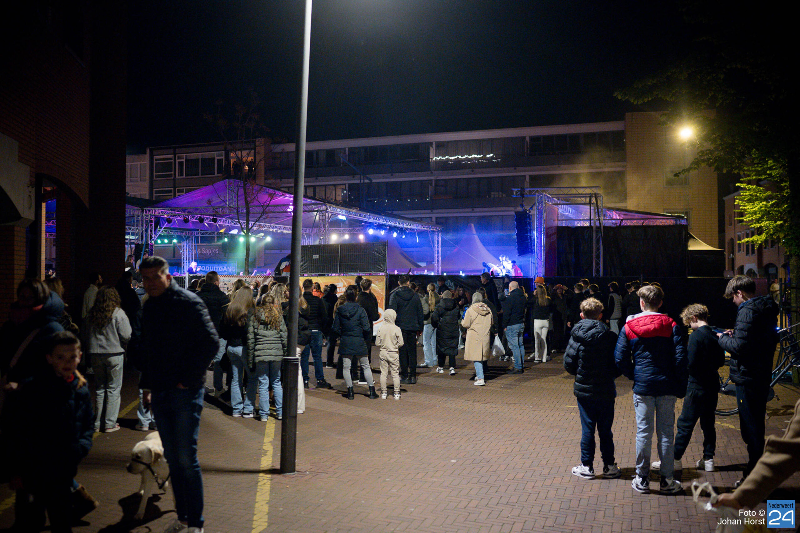 Broederliefde op de Nieuwe Markt in Weert - Nederweert24