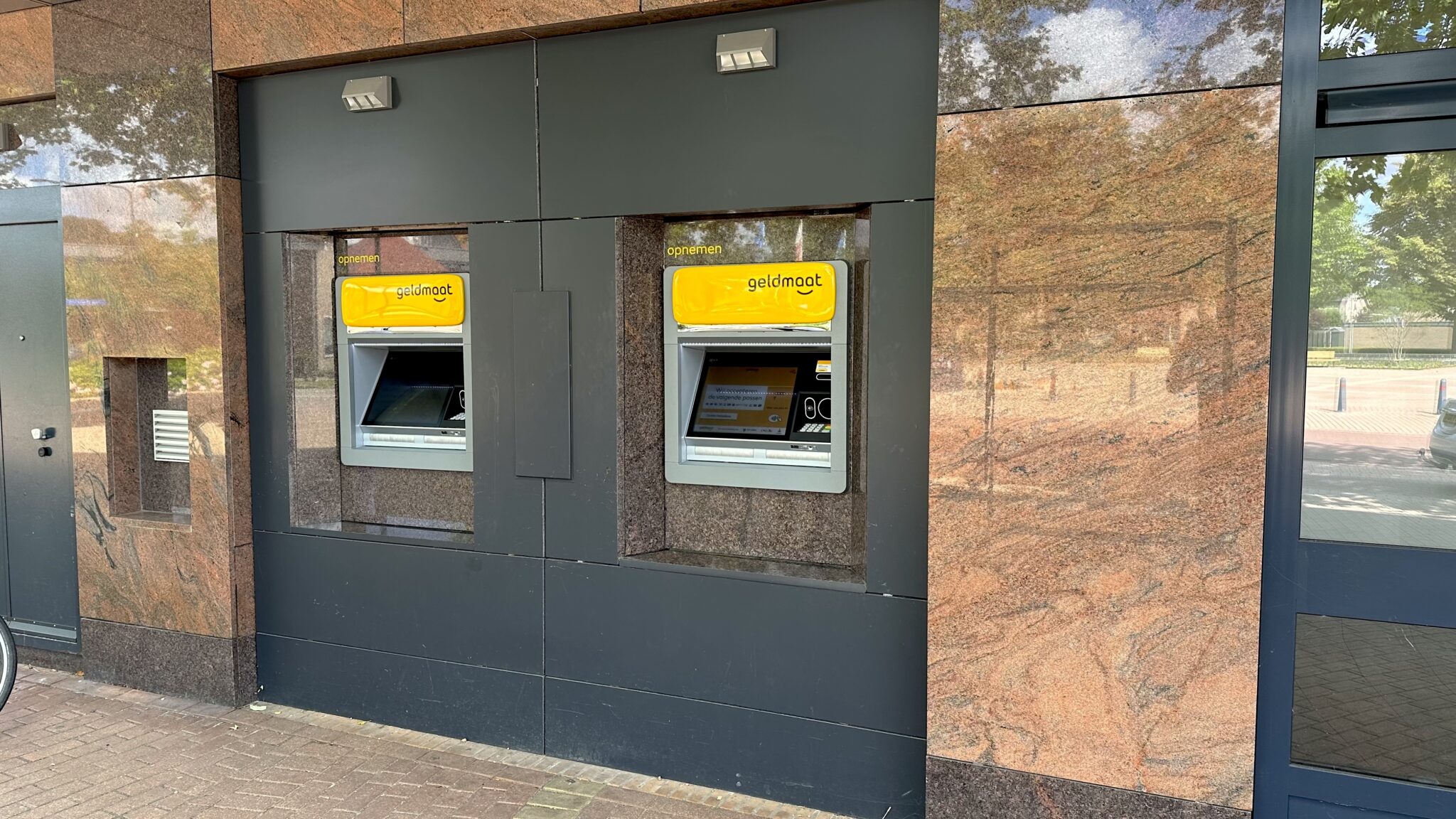 Je kunt weer pinnen in Nederweert | Pinautomaten Geldmaat vervangen - Nederweert24