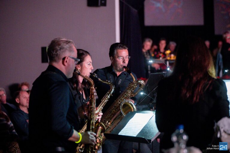 Met Fanfare Ellona naar de film - Nederweert24