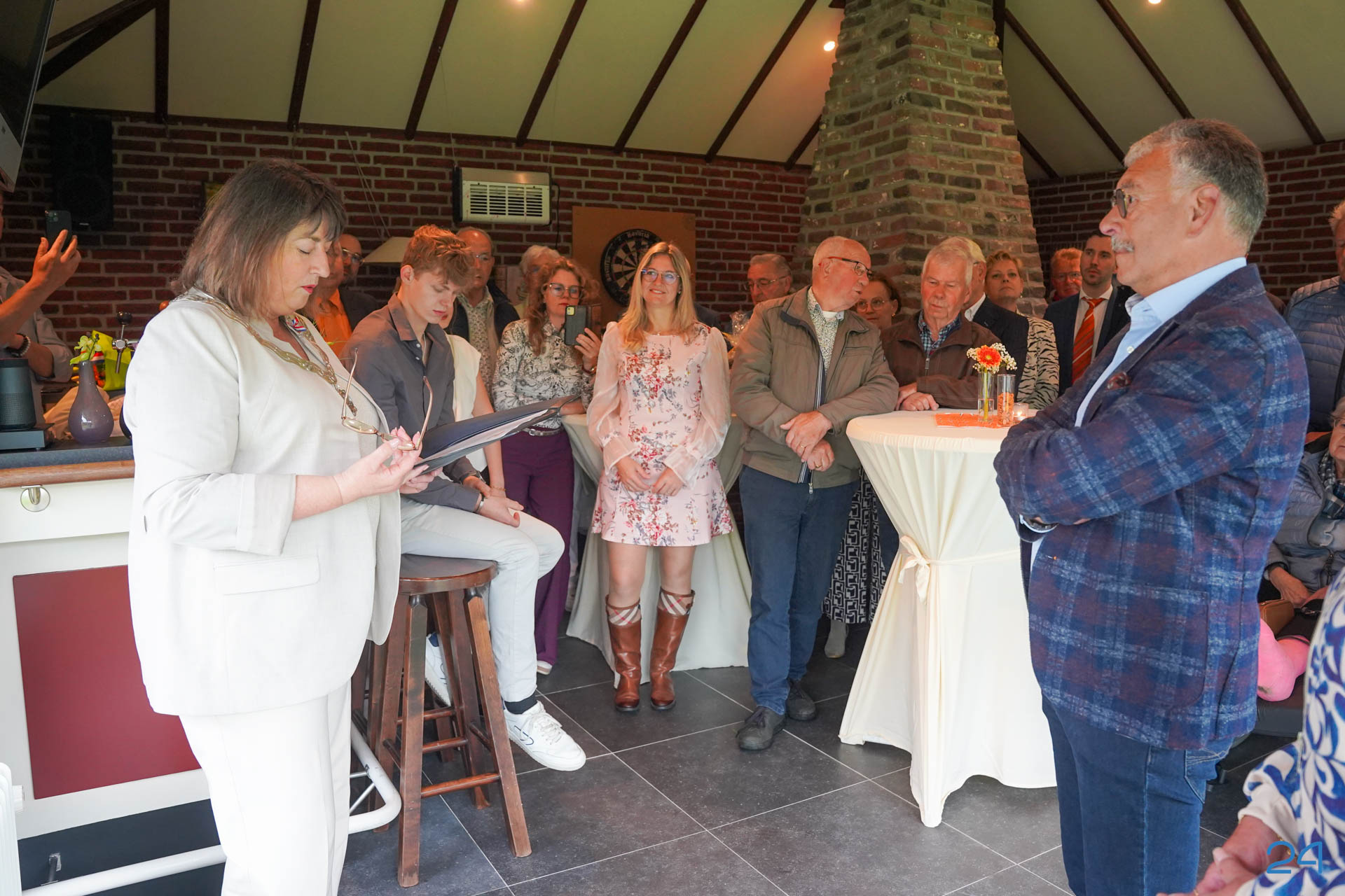 Koninklijke onderscheiding voor Jo Gielen uit Nederweert-Eind ...