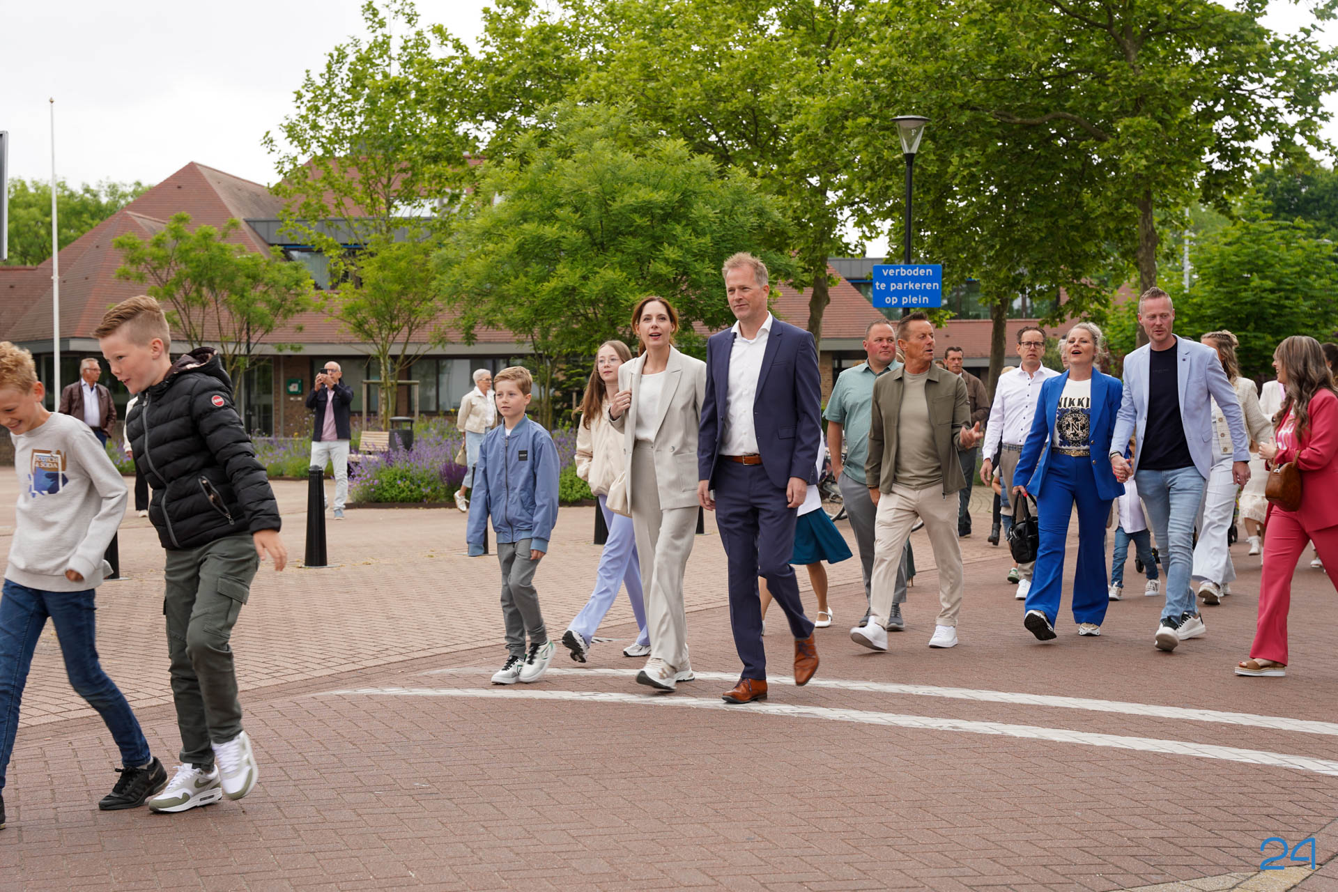 Eerste heilige communie in Nederweert in beeld - Nederweert24