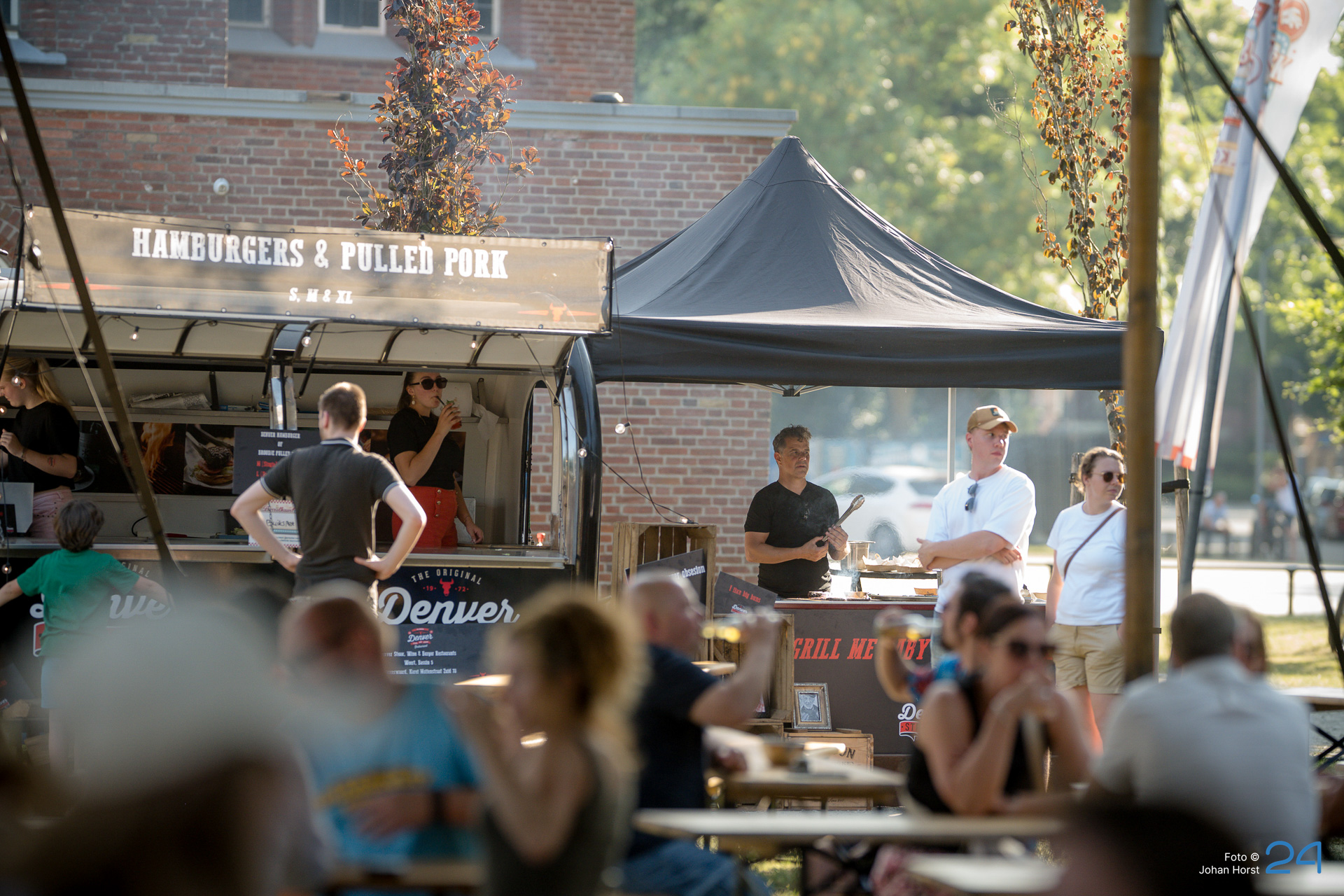 Zonnige zaterdag vol muziek en gezelligheid tijdens Foodstock Weert - Nederweert24