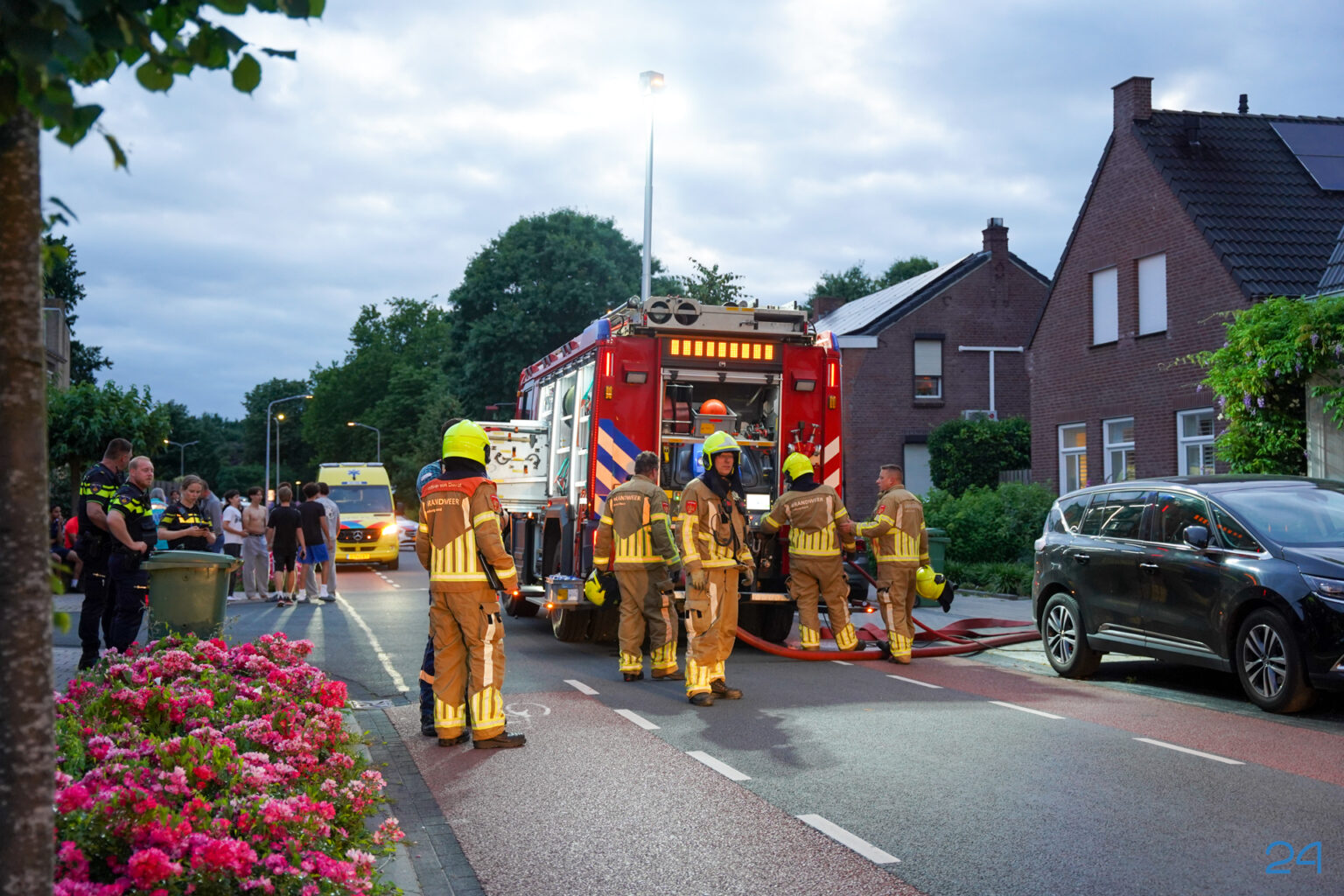 Brand in tuinhuis slaat over op woning aan Keulerstraat in Weert ...