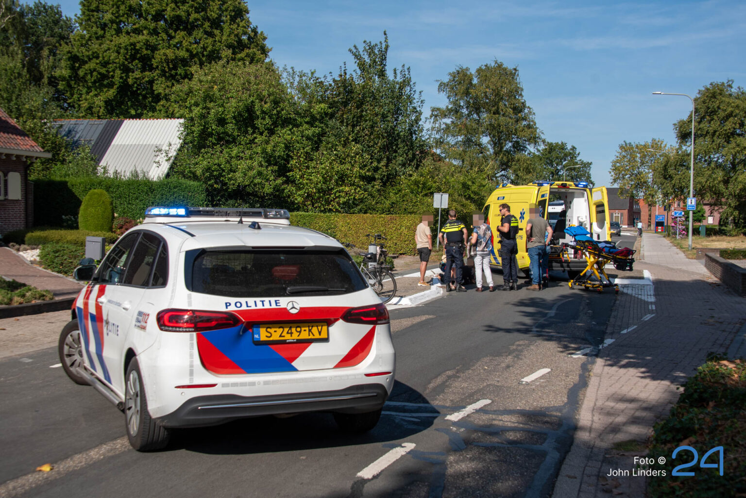 Fietser gewond na val op Lochtstraat in Ospel - Nederweert24