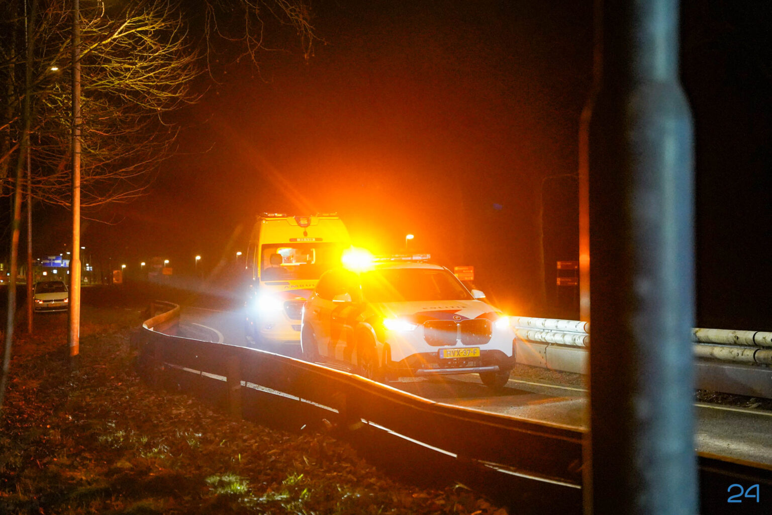 Auto slaat over de kop op de Eindhovenseweg in Weert - Nederweert24